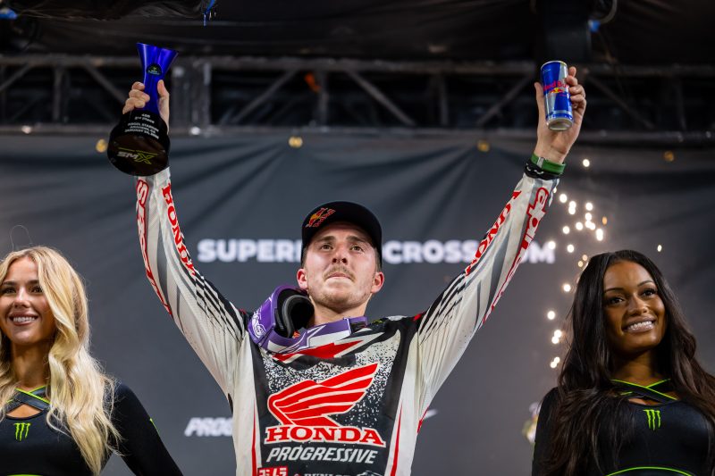 Hunter Lawrence an Inspired Second at Anaheim 2 SX – Yoshimura R&D of ...