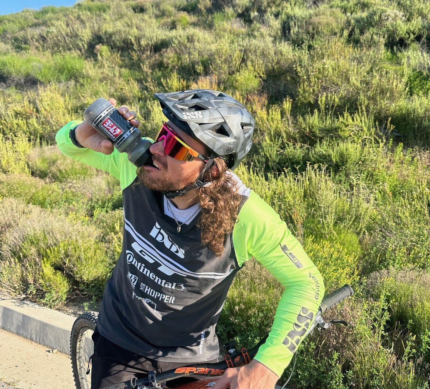 Yoshimura 22oz Carbon Muffler Bottle – Yoshimura R&D of America, Inc