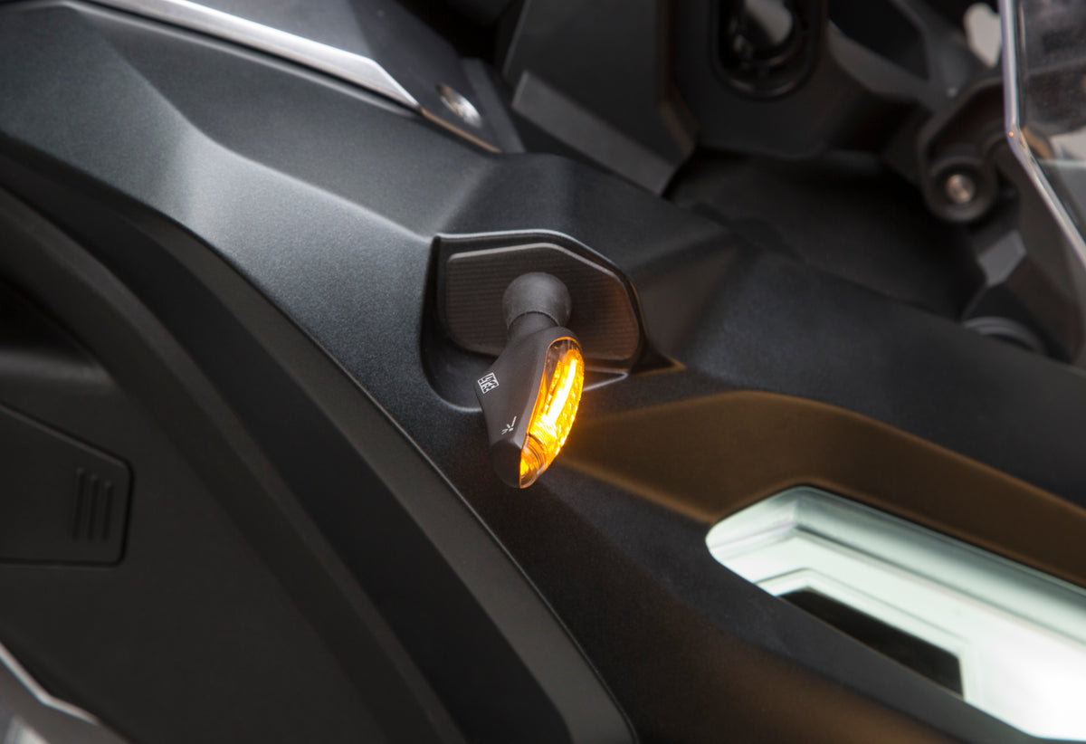 YOSHIMURA HONDA ADV150 2021 Front Turn Signal Mount Plates – Yoshimura ...